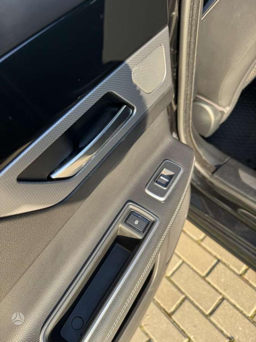 Melns Jaguar XF 2020 Klaipėda, ar dzinēja tilpumu 2.00 L un nobraukumu 93 tūkst. km par 8600 €, foto 18 vietnē AUTOMOTO.COM.LV