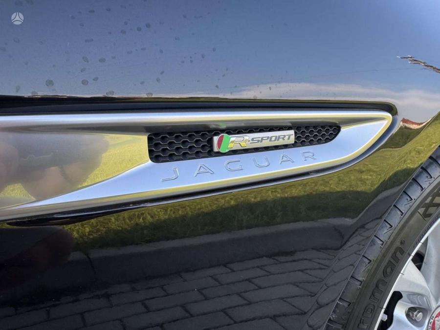 Melns Jaguar XF 2020 Klaipėda, ar dzinēja tilpumu 2.00 L un nobraukumu 93 tūkst. km par 8600 €, foto 22 vietnē AUTOMOTO.COM.LV