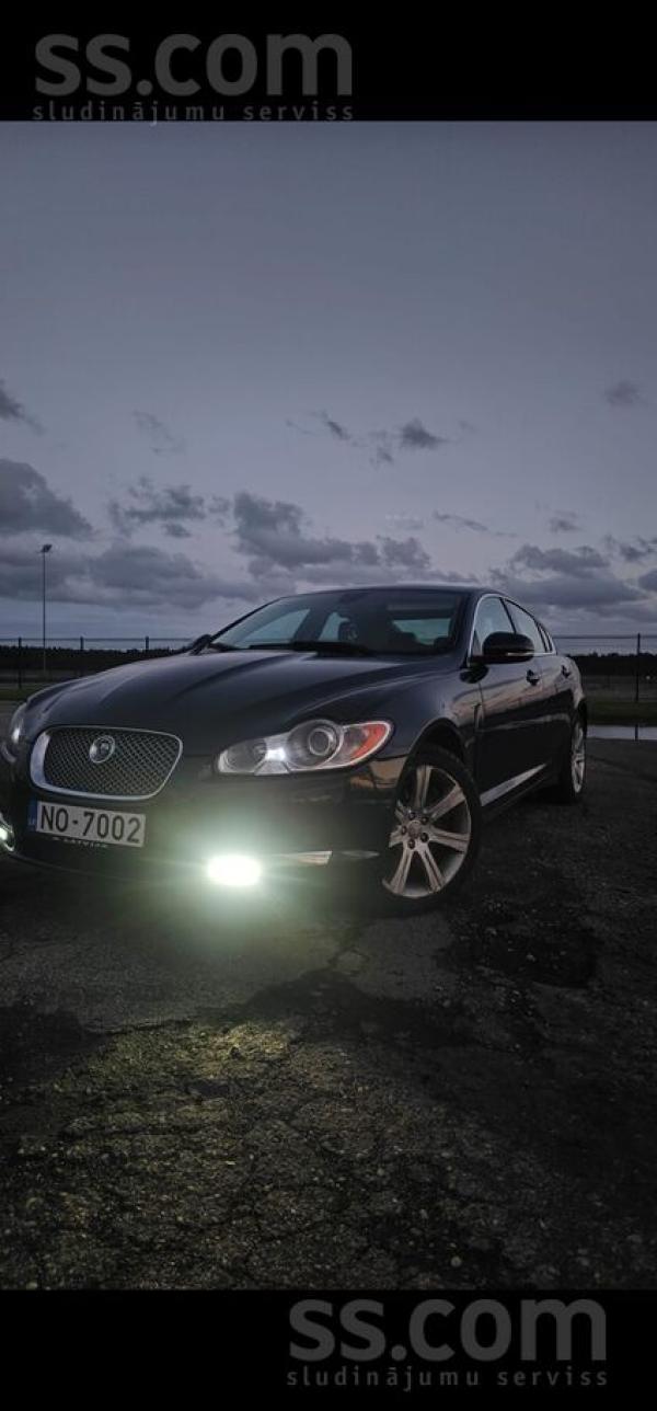 Blue Jaguar XF 2010 in Liepaja, with an engine capacity of 3.00 L and mileage of 368 thousand km for 5500 €, photo 1 on AUTOMOTO.COM.LV
