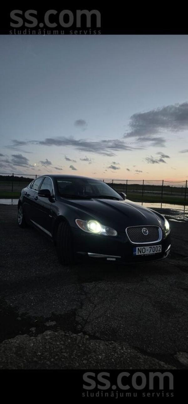 Blue Jaguar XF 2010 in Liepaja, with an engine capacity of 3.00 L and mileage of 368 thousand km for 5500 €, photo 3 on AUTOMOTO.COM.LV