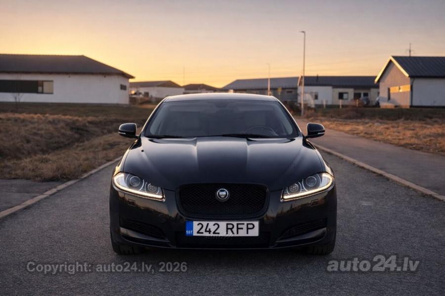 Zils Jaguar XF 2012 Tartu, ar dzinēja tilpumu 2.20 L un nobraukumu 247 tūkst. km par 6999 €, foto 2 vietnē AUTOMOTO.COM.LV