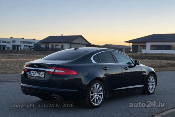 Blue Jaguar XF 2012 in Tartu, with an engine capacity of 2.20 L and mileage of 247 thousand km for 6999 €, photo 6 on AUTOMOTO.COM.LV