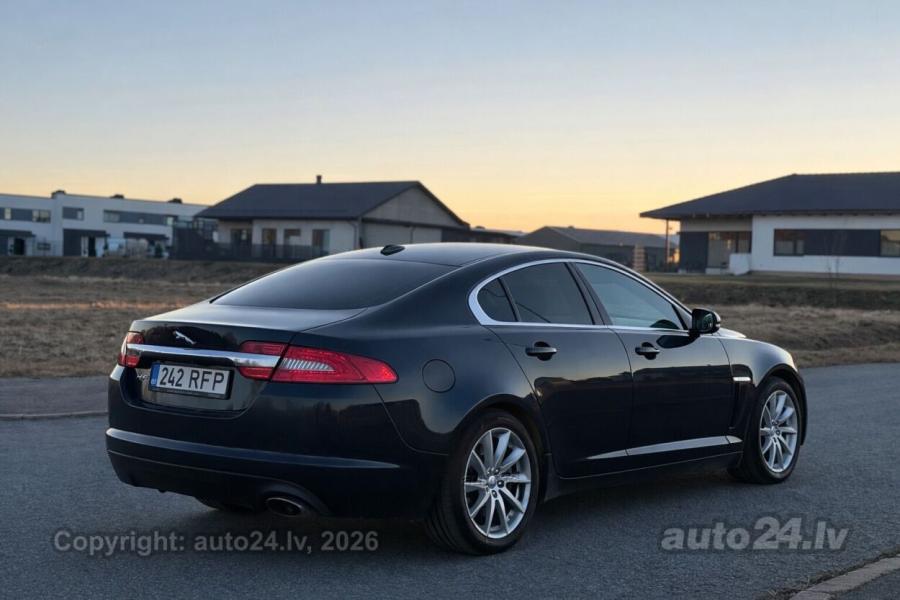 Zils Jaguar XF 2012 Tartu, ar dzinēja tilpumu 2.20 L un nobraukumu 247 tūkst. km par 6999 €, foto 6 vietnē AUTOMOTO.COM.LV