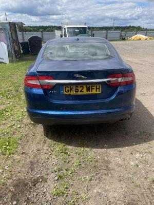 Zils Jaguar XF 2012 Viļņa, ar dzinēja tilpumu 2.18 L un nobraukumu 200 tūkst. km par 650 €, foto 5 vietnē AUTOMOTO.COM.LV