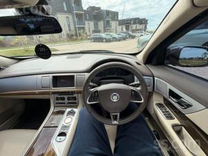 Zils Jaguar XF 2012 Rīga, ar dzinēja tilpumu 3.00 L un nobraukumu 254 tūkst. km par 3200 €, foto 6 vietnē AUTOMOTO.COM.LV