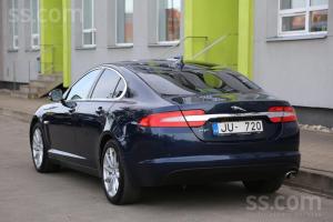 Blue Jaguar XF 2013 in Riga, with an engine capacity of 2.20 L and mileage of 0 thousand km for 6495 €, photo 5 on AUTOMOTO.COM.LV