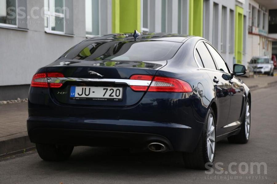 Blue Jaguar XF 2013 in Riga, with an engine capacity of 2.20 L and mileage of 0 thousand km for 6495 €, photo 6 on AUTOMOTO.COM.LV