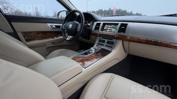 Zils Jaguar XF 2013 Jelgava, ar dzinēja tilpumu 2.20 L un nobraukumu 0 tūkst. km par 7400 €, foto 8 vietnē AUTOMOTO.COM.LV
