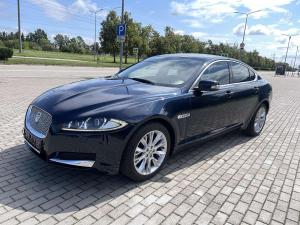 Blue Jaguar XF 2013 in Siauliai, with an engine capacity of 2.18 L and mileage of 260 thousand km for 5900 €, photo 4 on AUTOMOTO.COM.LV