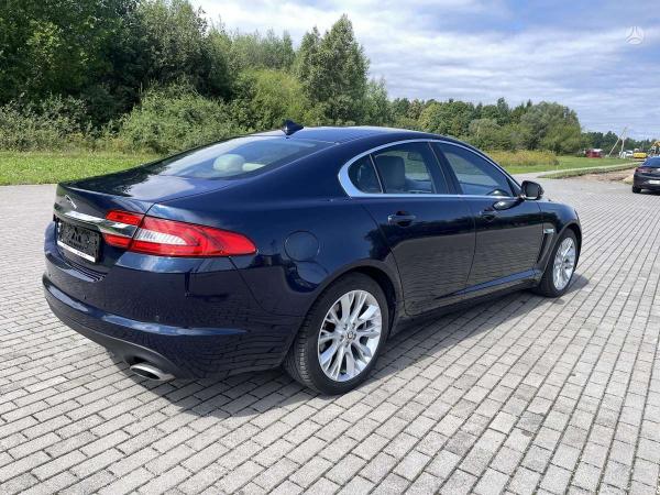 Zils Jaguar XF 2013 Šauļi, ar dzinēja tilpumu 2.18 L un nobraukumu 260 tūkst. km par 5900 €, foto 7 vietnē AUTOMOTO.COM.LV