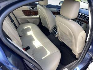 Blue Jaguar XF 2013 in Siauliai, with an engine capacity of 2.18 L and mileage of 260 thousand km for 5900 €, photo 15 on AUTOMOTO.COM.LV