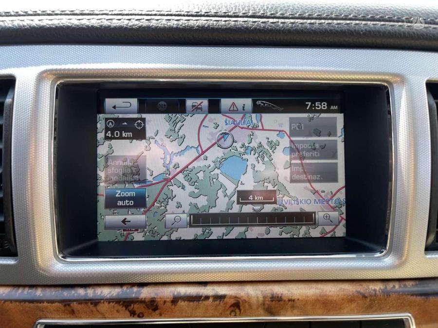 Blue Jaguar XF 2013 in Siauliai, with an engine capacity of 2.18 L and mileage of 260 thousand km for 5900 €, photo 18 on AUTOMOTO.COM.LV