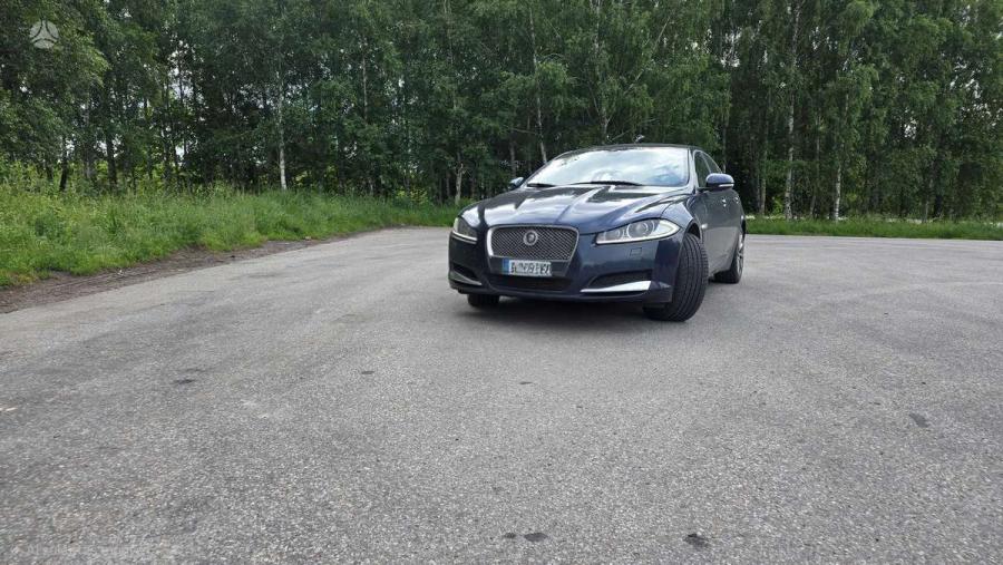 Zils Jaguar XF 2013 Panevēža, ar dzinēja tilpumu 2.18 L un nobraukumu 340 tūkst. km par 6500 €, foto 5 vietnē AUTOMOTO.COM.LV