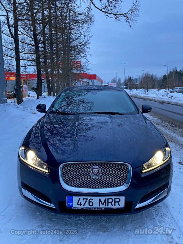 Zils Jaguar XF 2014 Tallina, ar dzinēja tilpumu 3.00 L un nobraukumu 156 tūkst. km par 12500 €, foto 4 vietnē AUTOMOTO.COM.LV