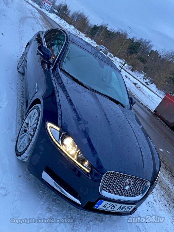 Zils Jaguar XF 2014 Tallina, ar dzinēja tilpumu 3.00 L un nobraukumu 156 tūkst. km par 12500 €, foto 7 vietnē AUTOMOTO.COM.LV