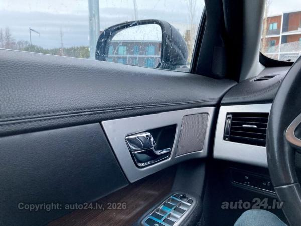 Blue Jaguar XF 2014 in Tallinn, with an engine capacity of 3.00 L and mileage of 156 thousand km for 12500 €, photo 11 on AUTOMOTO.COM.LV