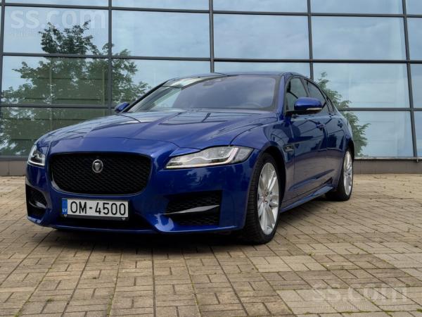 Blue Jaguar XF 2016 in Daugavpils, with an engine capacity of 2.00 L and mileage of 143 thousand km for 14650 €, photo 2 on AUTOMOTO.COM.LV