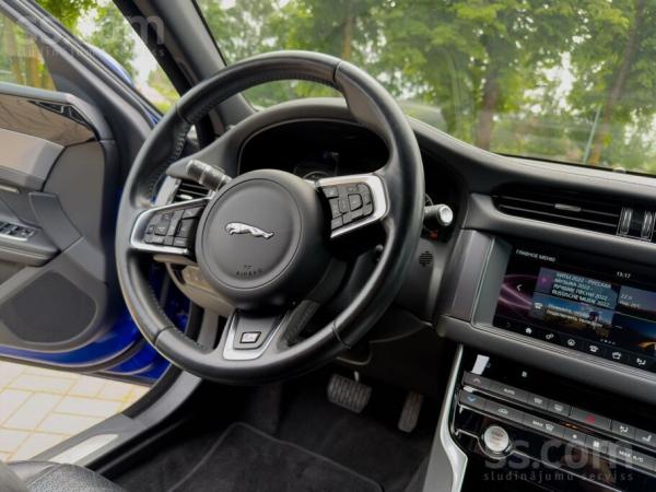 Blue Jaguar XF 2016 in Daugavpils, with an engine capacity of 2.00 L and mileage of 143 thousand km for 14650 €, photo 7 on AUTOMOTO.COM.LV