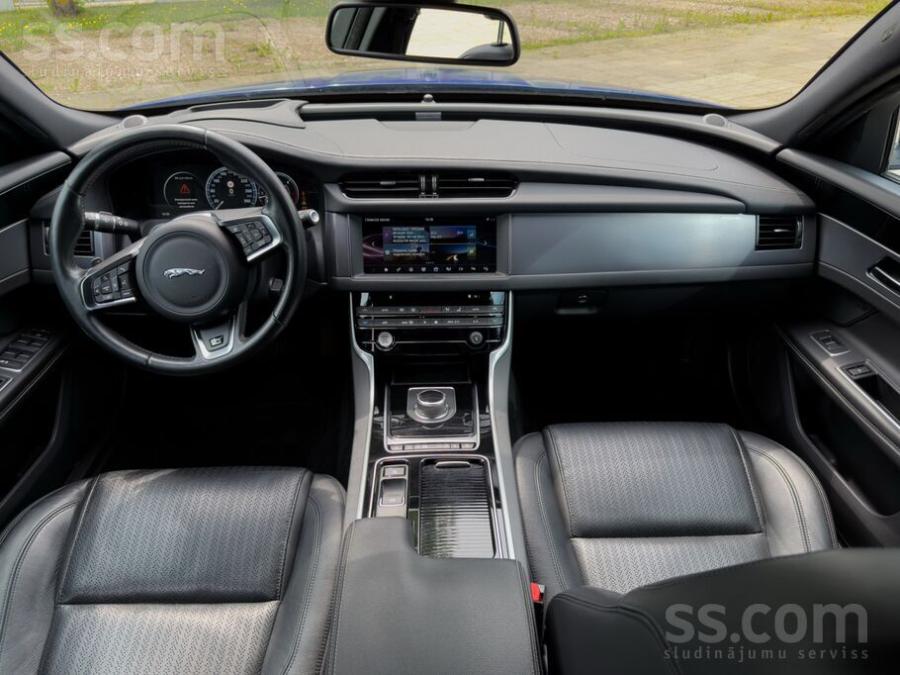 Zils Jaguar XF 2016 Daugavpils, ar dzinēja tilpumu 2.00 L un nobraukumu 143 tūkst. km par 14650 €, foto 13 vietnē AUTOMOTO.COM.LV