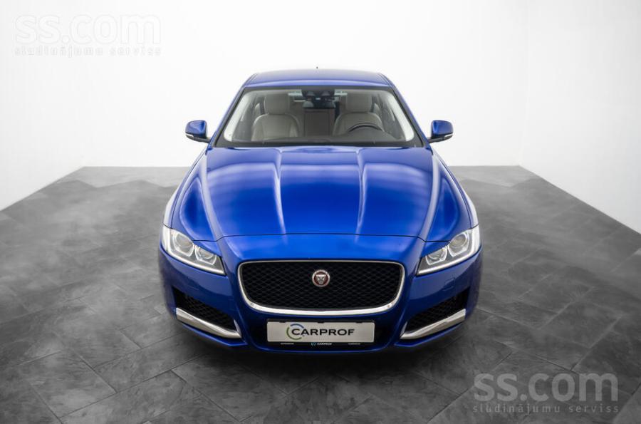 Blue Jaguar XF 2017 in Tallinn, with an engine capacity of 2.00 L and mileage of 192 thousand km for 13999 €, photo 2 on AUTOMOTO.COM.LV