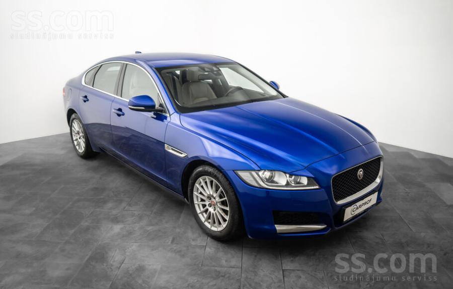 Blue Jaguar XF 2017 in Tallinn, with an engine capacity of 2.00 L and mileage of 192 thousand km for 13999 €, photo 3 on AUTOMOTO.COM.LV
