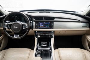 Zils Jaguar XF 2017 Tallina, ar dzinēja tilpumu 2.00 L un nobraukumu 192 tūkst. km par 10499 €, foto 13 vietnē AUTOMOTO.COM.LV