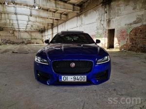Blue Jaguar XF 2017 in Daugavpils, with an engine capacity of 3.00 L and mileage of 164 thousand km for 17000 €, photo 4 on AUTOMOTO.COM.LV