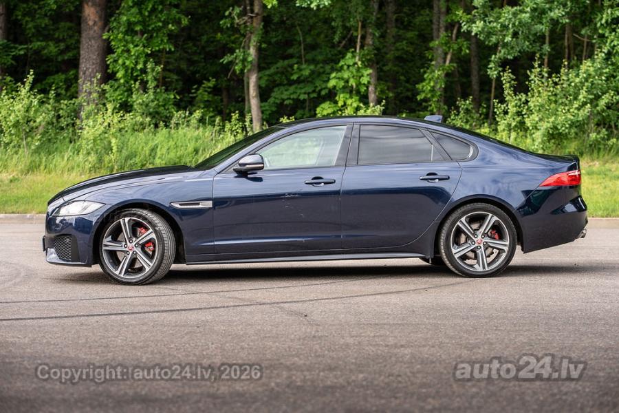 Blue Jaguar XF 2018 in Tallinn, with an engine capacity of 3.00 L and mileage of 149 thousand km for 19900 €, photo 6 on AUTOMOTO.COM.LV