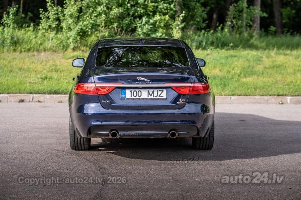 Blue Jaguar XF 2018 in Tallinn, with an engine capacity of 3.00 L and mileage of 149 thousand km for 19900 €, photo 7 on AUTOMOTO.COM.LV