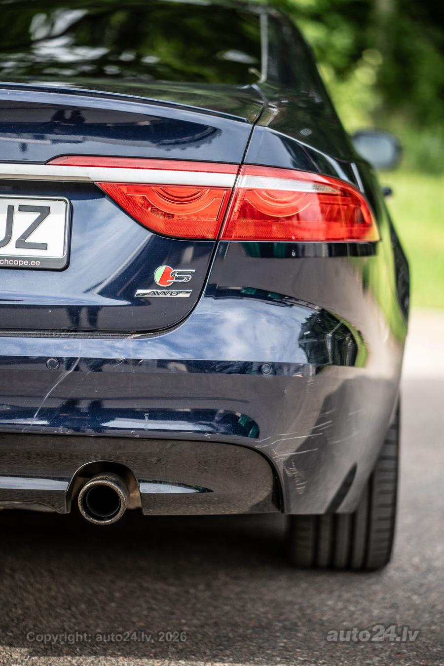 Blue Jaguar XF 2018 in Tallinn, with an engine capacity of 3.00 L and mileage of 149 thousand km for 19900 €, photo 8 on AUTOMOTO.COM.LV