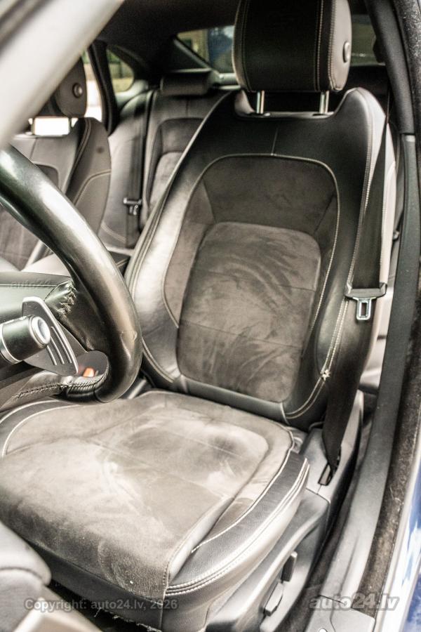 Blue Jaguar XF 2018 in Tallinn, with an engine capacity of 3.00 L and mileage of 149 thousand km for 19900 €, photo 10 on AUTOMOTO.COM.LV