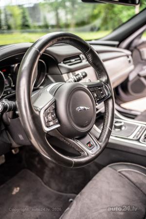 Blue Jaguar XF 2018 in Tallinn, with an engine capacity of 3.00 L and mileage of 149 thousand km for 19900 €, photo 13 on AUTOMOTO.COM.LV