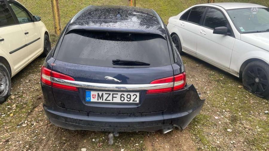 Zils Jaguar XF 2014 Viļņa, ar dzinēja tilpumu 2.18 L un nobraukumu 280 tūkst. km par 1900 €, foto 2 vietnē AUTOMOTO.COM.LV