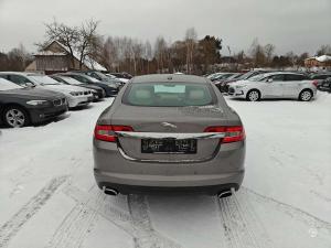 Brown Jaguar XF 2010 in Vilnius, with an engine capacity of 2.99 L and mileage of 306 thousand km for 3750 €, photo 6 on AUTOMOTO.COM.LV