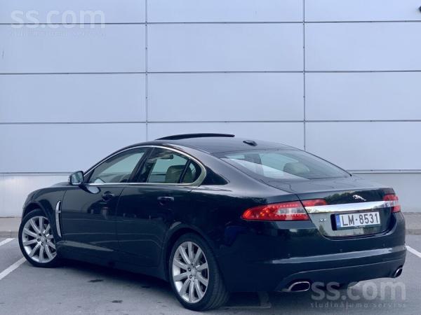 Zaļš Jaguar XF 2008 Rīga, ar dzinēja tilpumu 2.70 L un nobraukumu 336 tūkst. km par 3350 €, foto 5 vietnē AUTOMOTO.COM.LV