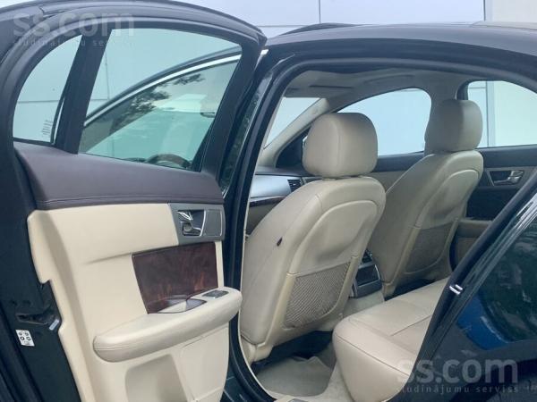 Zaļš Jaguar XF 2008 Rīga, ar dzinēja tilpumu 2.70 L un nobraukumu 336 tūkst. km par 3350 €, foto 6 vietnē AUTOMOTO.COM.LV