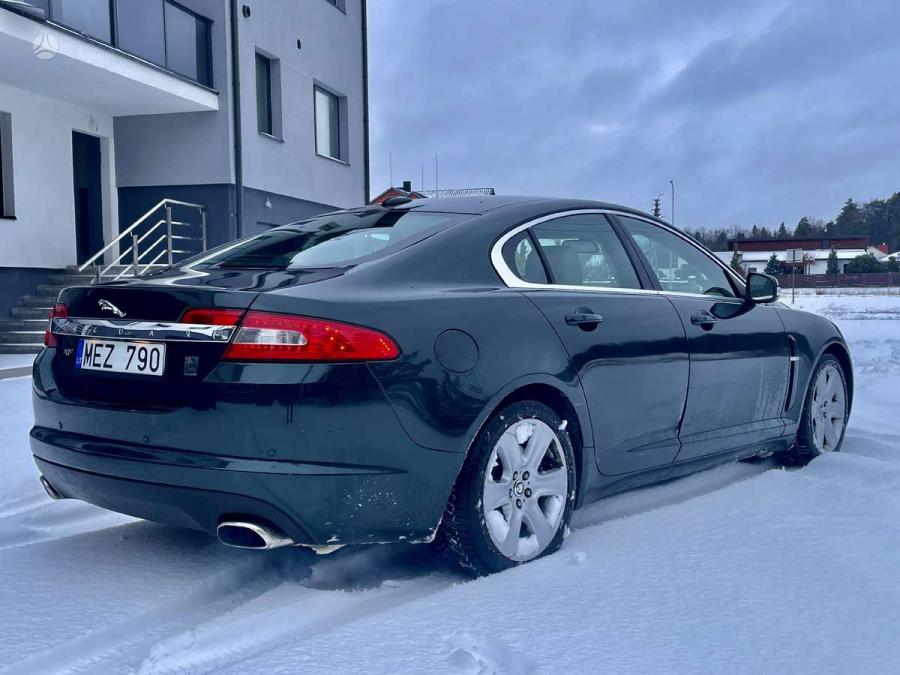 Zaļš Jaguar XF 2009 Panevēža, ar dzinēja tilpumu 2.72 L un nobraukumu 250 tūkst. km par 2500 €, foto 5 vietnē AUTOMOTO.COM.LV