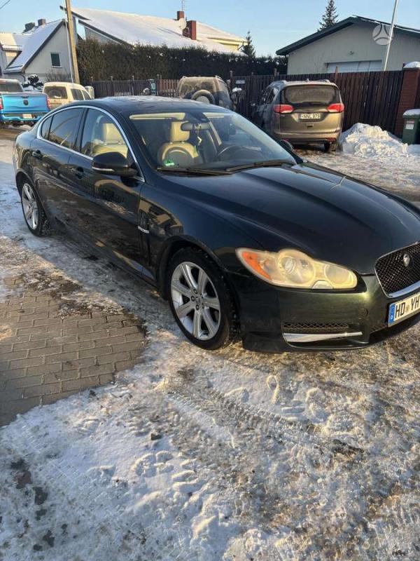 Zaļš Jaguar XF 2009 Šauļi, ar dzinēja tilpumu 2.99 L un nobraukumu 380 tūkst. km par 3450 €, foto 3 vietnē AUTOMOTO.COM.LV