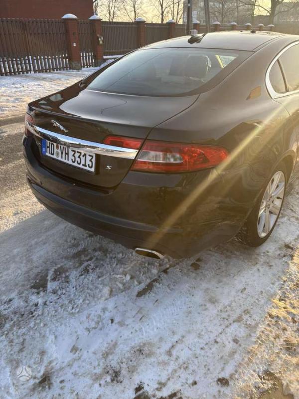Zaļš Jaguar XF 2009 Šauļi, ar dzinēja tilpumu 2.99 L un nobraukumu 380 tūkst. km par 3450 €, foto 4 vietnē AUTOMOTO.COM.LV
