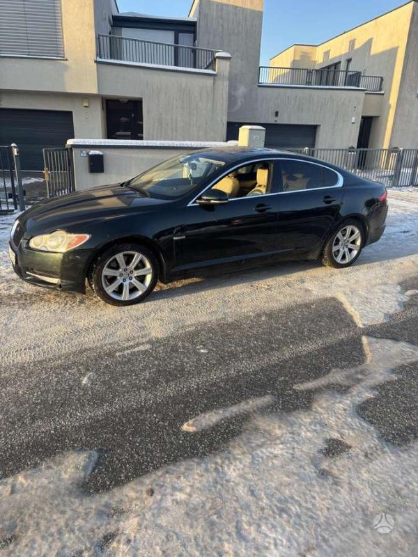 Zaļš Jaguar XF 2009 Šauļi, ar dzinēja tilpumu 2.99 L un nobraukumu 380 tūkst. km par 3450 €, foto 6 vietnē AUTOMOTO.COM.LV