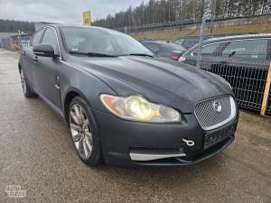 Zaļš Jaguar XF 2010 Viļņa, ar dzinēja tilpumu 3.00 L un nobraukumu 0 tūkst. km par 2650 €, foto 3 vietnē AUTOMOTO.COM.LV