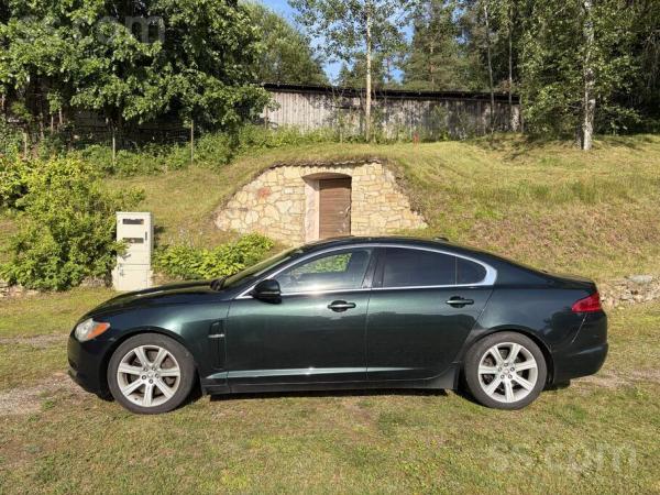 Zaļš Jaguar XF 2010 Cēsis, ar dzinēja tilpumu 3.00 L un nobraukumu 335 tūkst. km par 5000 €, foto 2 vietnē AUTOMOTO.COM.LV