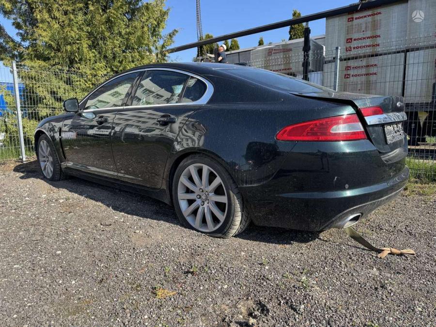 Zaļš Jaguar XF 2010 Kretinga, ar dzinēja tilpumu 2.99 L un nobraukumu 237 tūkst. km par 1495 €, foto 1 vietnē AUTOMOTO.COM.LV