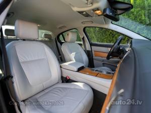 Zaļš Jaguar XF 2011 Tallina, ar dzinēja tilpumu 3.00 L un nobraukumu 187 tūkst. km par 5900 €, foto 17 vietnē AUTOMOTO.COM.LV