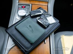 Zaļš Jaguar XF 2011 Tallina, ar dzinēja tilpumu 3.00 L un nobraukumu 187 tūkst. km par 5900 €, foto 30 vietnē AUTOMOTO.COM.LV