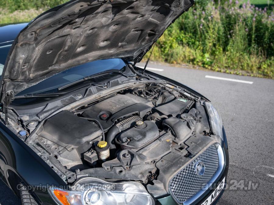 Zaļš Jaguar XF 2011 Tallina, ar dzinēja tilpumu 3.00 L un nobraukumu 187 tūkst. km par 5900 €, foto 31 vietnē AUTOMOTO.COM.LV