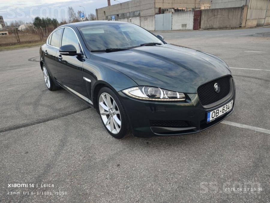 Green Jaguar XF 2012 in Daugavpils, with an engine capacity of 2.20 L and mileage of 172 thousand km for 6990 €, photo 2 on AUTOMOTO.COM.LV