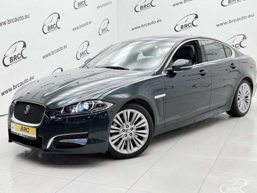 Green Jaguar XF 2013 in Vilnius, with an engine capacity of 3.00 L and mileage of 262 thousand km for 9900 €, photo 1 on AUTOMOTO.COM.LV