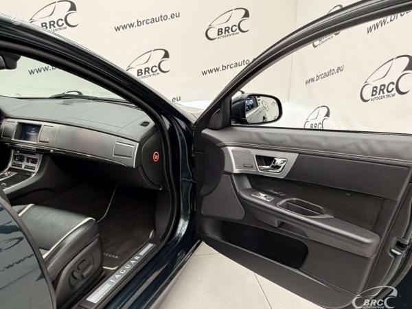 Green Jaguar XF 2013 in Vilnius, with an engine capacity of 3.00 L and mileage of 262 thousand km for 9900 €, photo 9 on AUTOMOTO.COM.LV