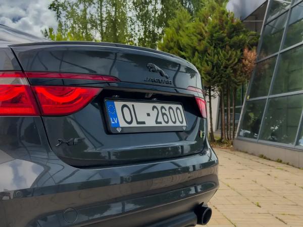 Grey Jaguar XF 2016 in Daugavpils, with an engine capacity of 3.00 L and mileage of 105 thousand km for 17500 €, photo 10 on AUTOMOTO.COM.LV